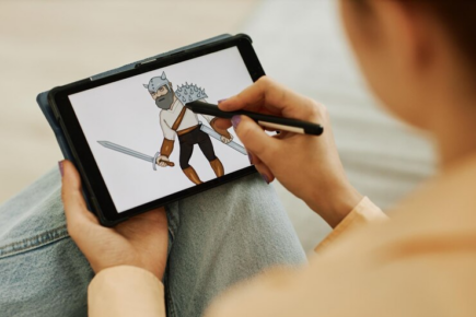 11 Best Drawing Apps to Make Digital Art On Android and iOS